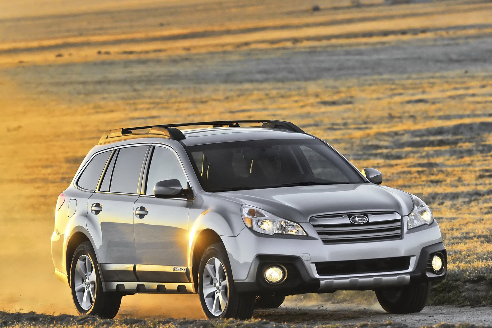 Subaru Outback Facelift 2012 - Subaru - Autopareri